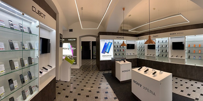 Alza otevírá obchod zaměřený na mobilní telefony | MediaGuru